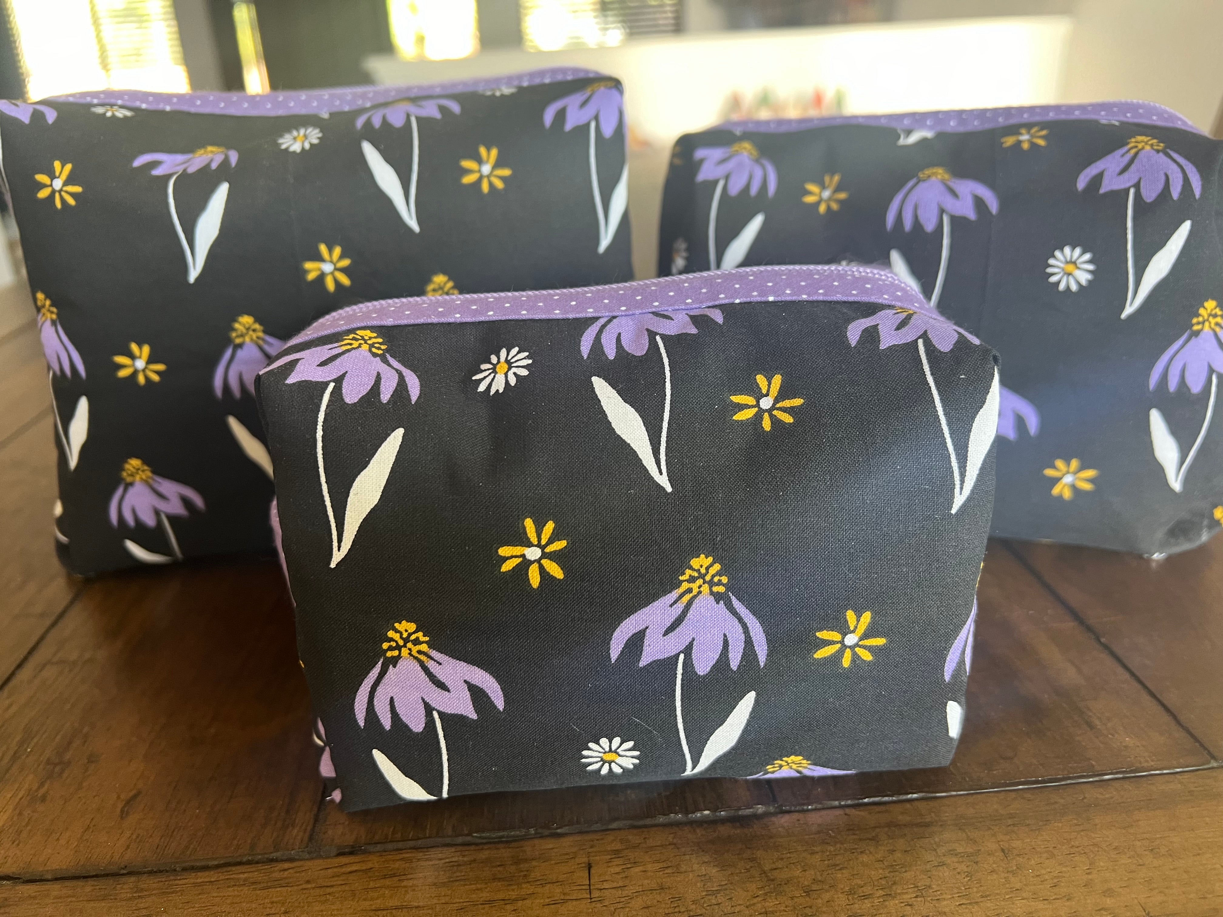 Large Holland box pouches | Helping One Paw at a Time